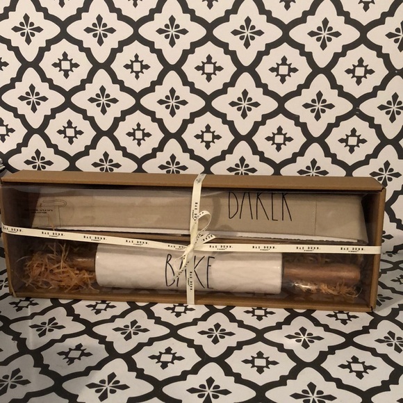 Rae Dunn | Kitchen | Rae Dunn Rolling Pin Apron Set | Poshmark